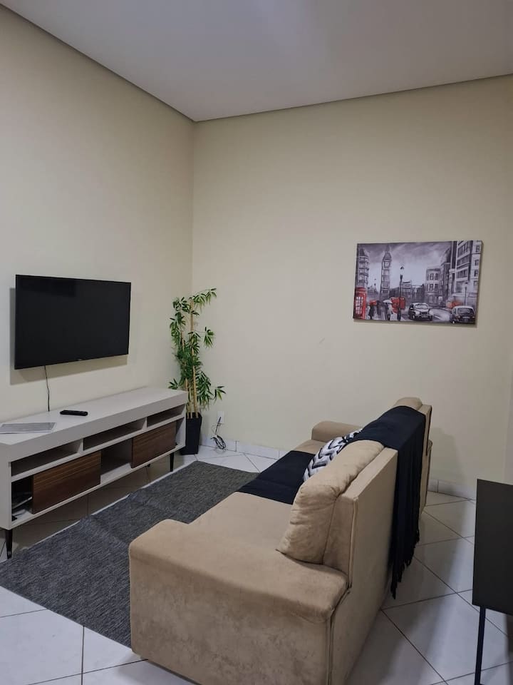 Apto Confortável E Seguro, Prox. Assai E Comper - Rondonópolis