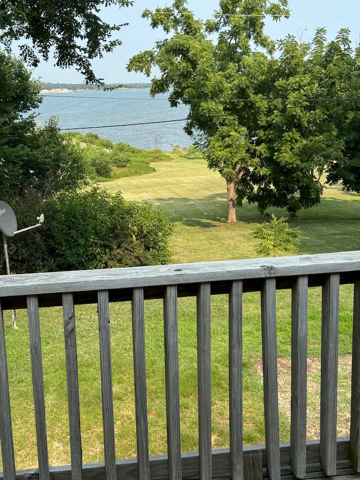 Lakeside Retreat - Milford Lake, KS