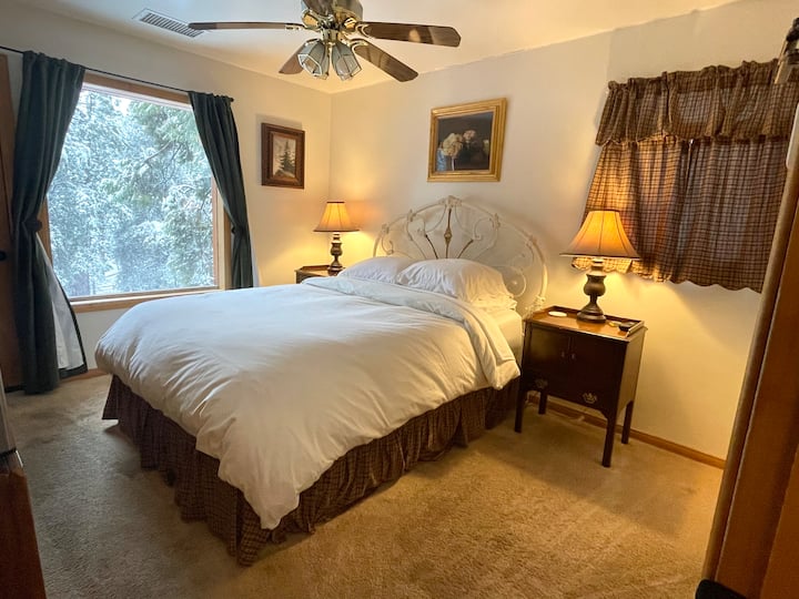 Root-stone Lodge: Polaris - Idyllwild-Pine Cove, CA