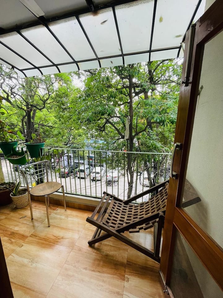 Private Apartment| Balcony| Kitchenette - New Delhi