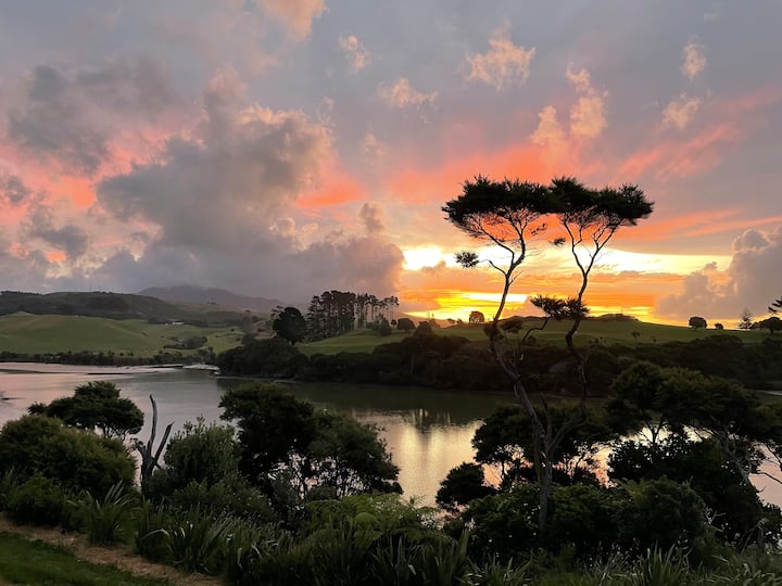 Raglan Estuary Sunsets (New Listing!) - Raglan