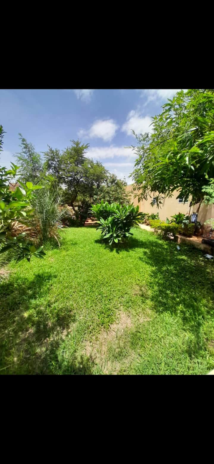 Villa Avec Grand Jardin - Niamey