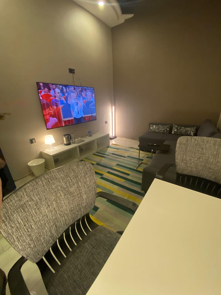 4 Saatlik Netflix Odası - Adana