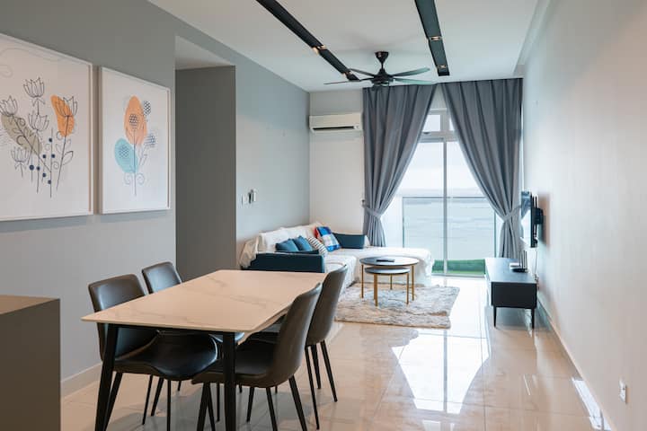 Perfect Seaview Sunset- 3br -8pax @ Meridin Bayvue - Pasir Gudang