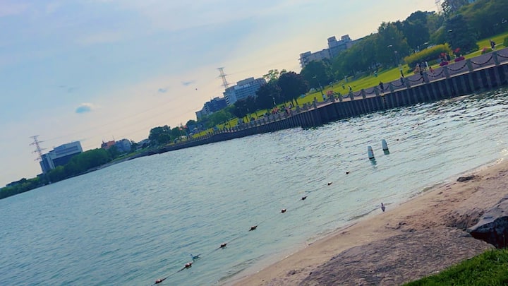 Cozy Space - Burlington