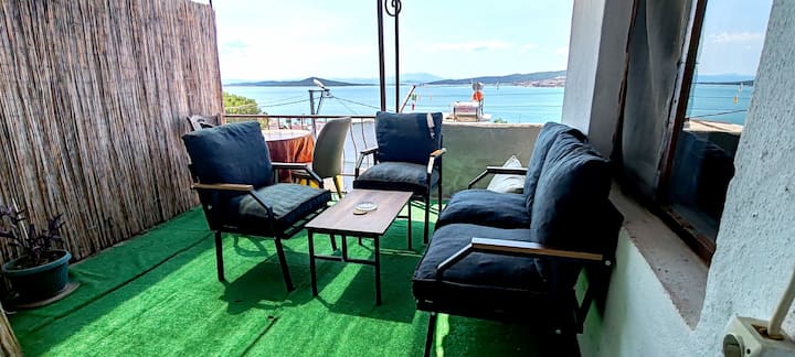Ayvalik Merkez De 1+1 Teras Keyfi - Ayvalık