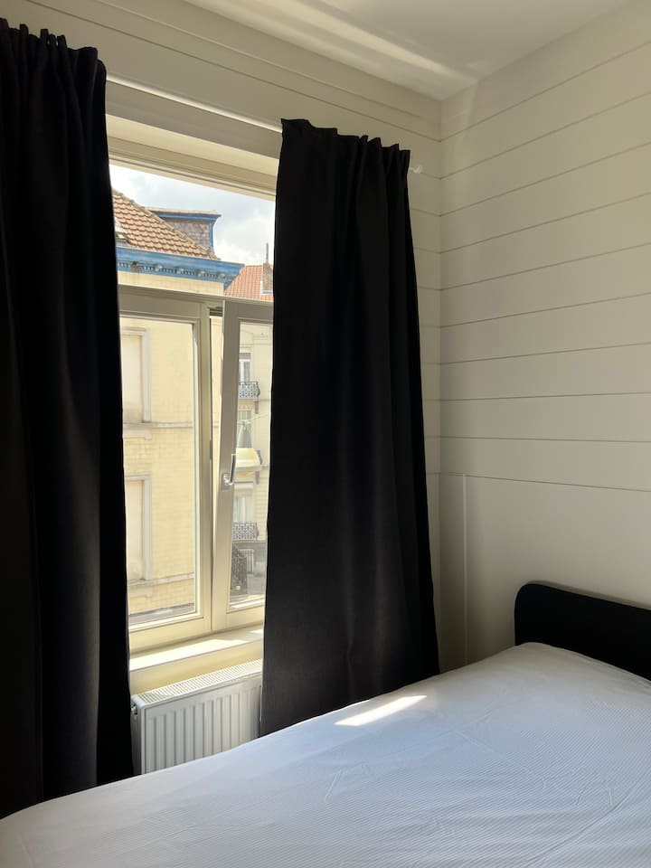 Chambre Entière - Brussels Zaventem Airport (BRU)