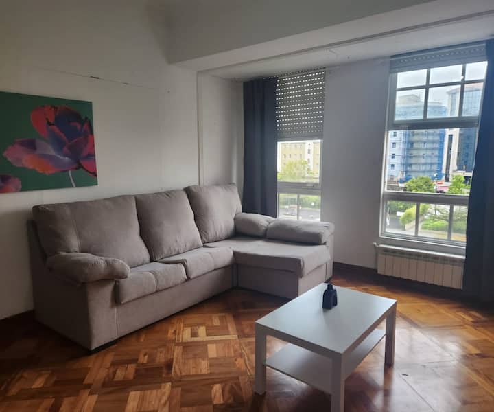 ¡4 Habitaciones, Plaza España! - Neda