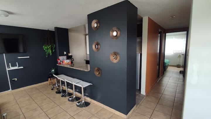 Depa Cómodo Y Práctico/estacionamiento/internet - Puebla