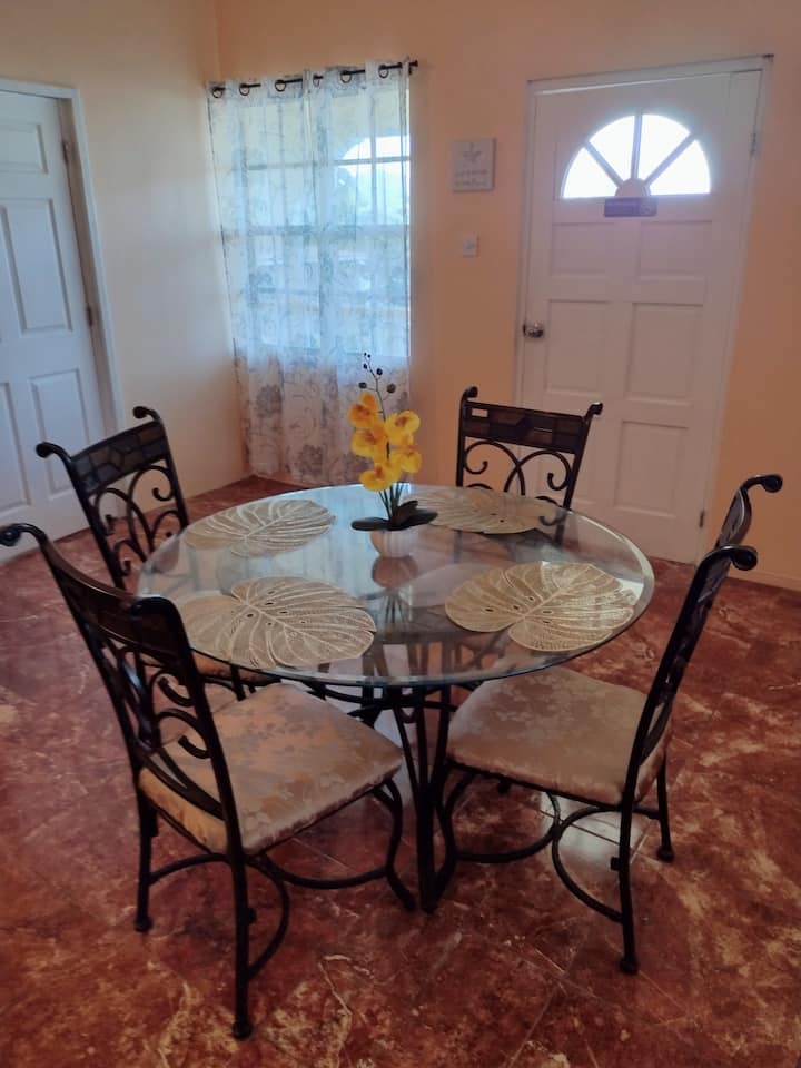 Perfect Location, Comfort, Convenience - Dominica