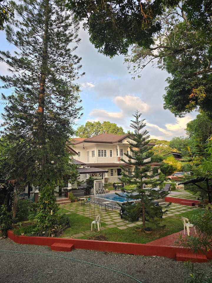 1001 The Guest House - Naic