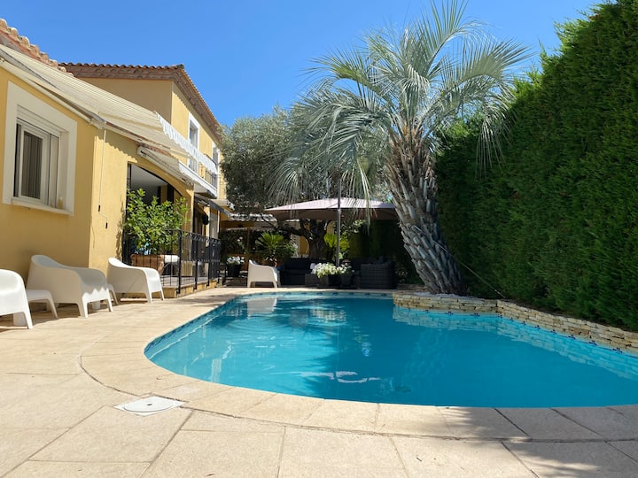 Appartement Dans Une Villa Avec Piscine - Villeneuve-lès-Maguelone
