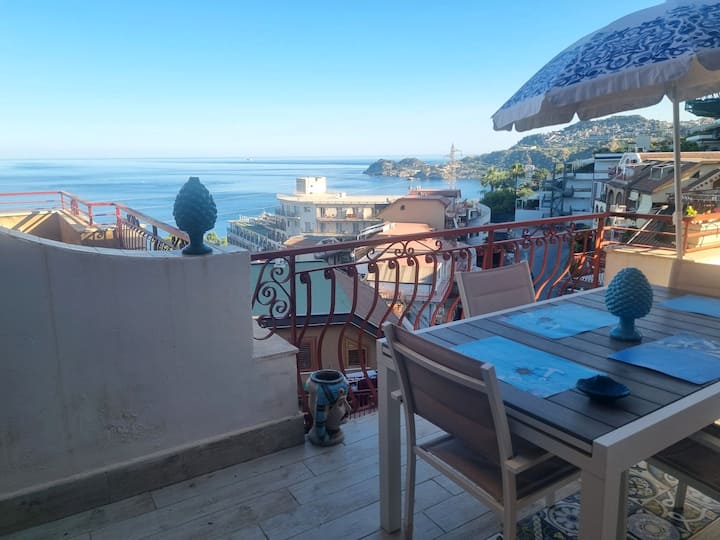 Oasi Panoramica (Panoramic Oasis) - Letojanni