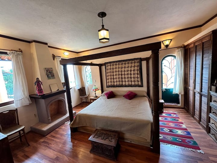 “Bellísimo” Departamento En El Centro - San Miguel de Allende