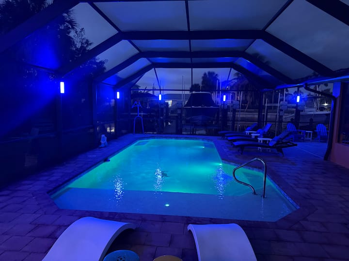 Bonita Beach Boathouse Retreat With Caged Pool - Bonita Springs, FL