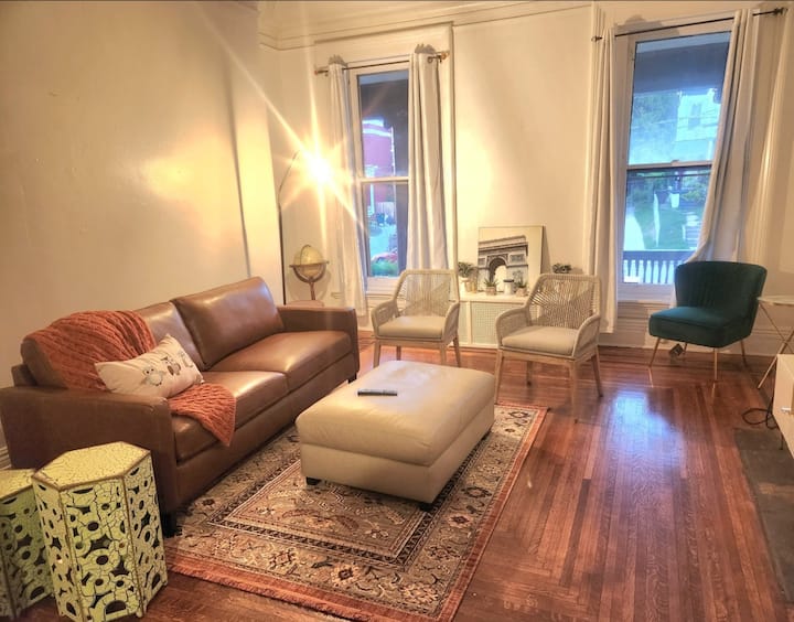 Minimansion By Xu, Uc, Downtwn - Cincinnati, OH