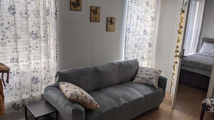 Clean & Cozy Nyc Apt / Perfectly Private! - New York City