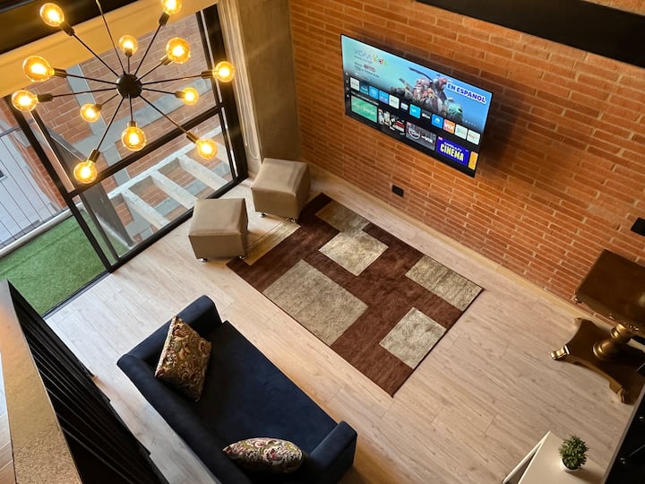Beautiful Industrial Duplex, 360 Terrace, 70" Tv - Medellín
