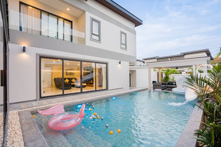 Best Fun Pool Villa Pattaya พูลวิลล่าใกล้หาดจอมเทียน - Pattaya City