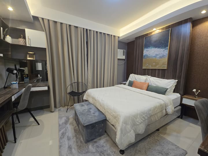Located In The Heart Of Cebu - Talisay