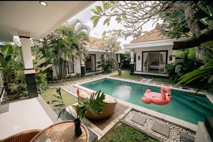 Tropical Villa In Umalas - Kuta