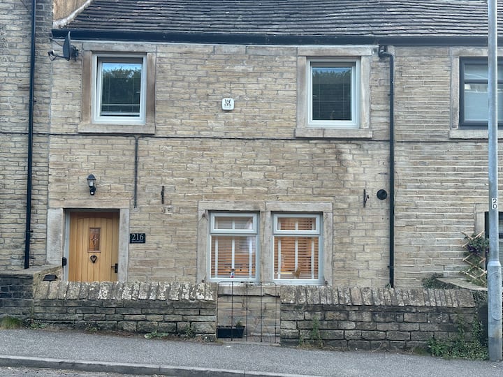 Upper Mallard Cottage - Great Views And Spa Option - West Yorkshire