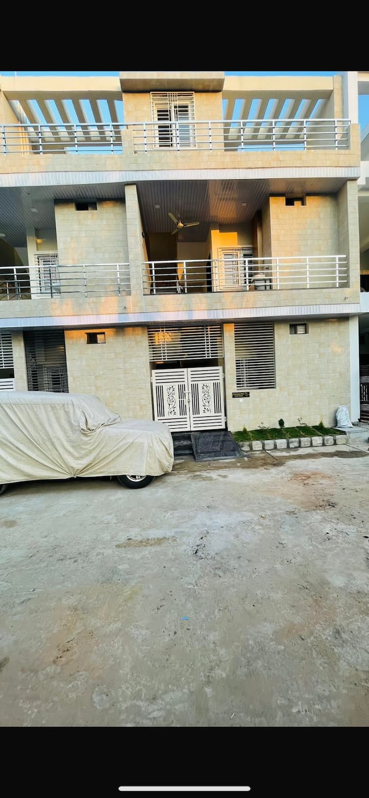 A Functional 2bhk - Raipur