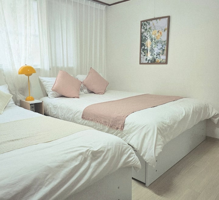 Coex/gang Nam/luggage Storage Service/2bed Rooms - Seoul