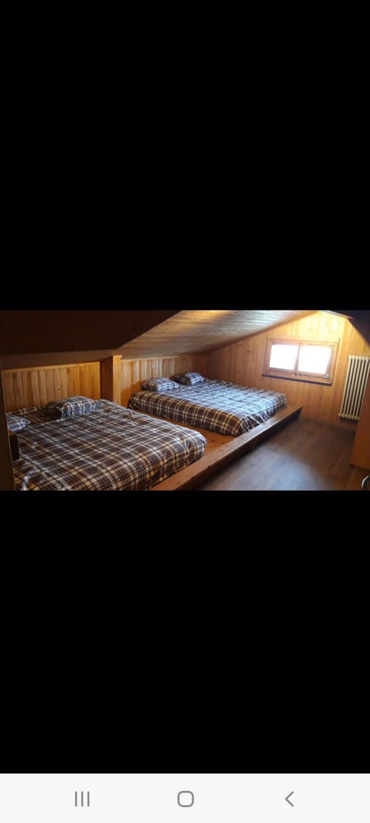 Family Room In Chalet Shared Bathroom - Champéry