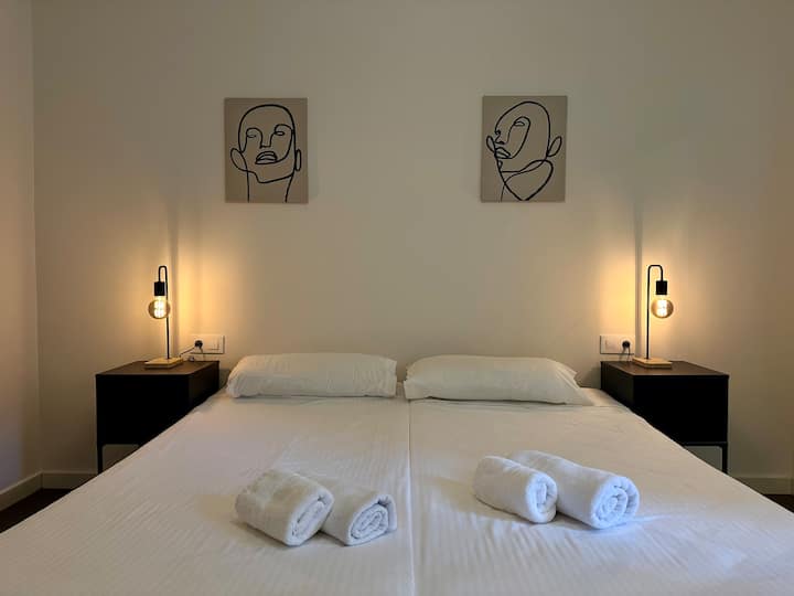 Spacious 1 Br. Home In Bonanova - Barcelona