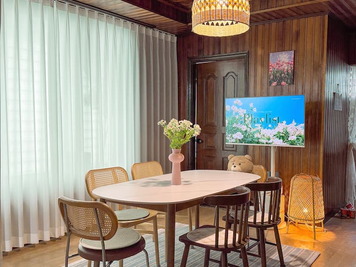 이수역3분/2층/최대8인/공항버스5분/3room/5bed/맛집거리,전통시장1분/교통편리 - Seul