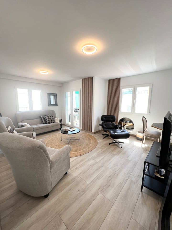Spacious 6 Bedroom Modern Apartment In San Pedro - San Pedro
