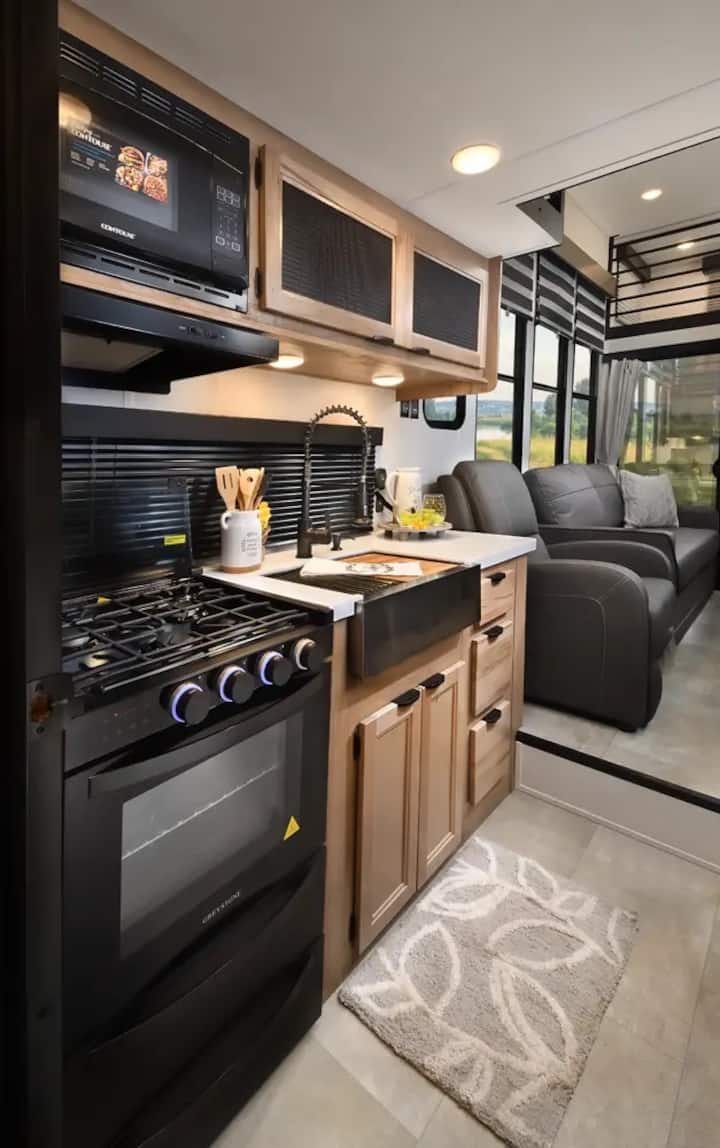 Tiny House 1.2 Miles To Stadium - Tampa, FL