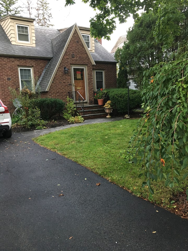 Charming Home - Albany, NY