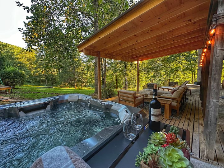 Secluded 30ac | 2 Cabins On Little Buffalo River - Jasper, AR