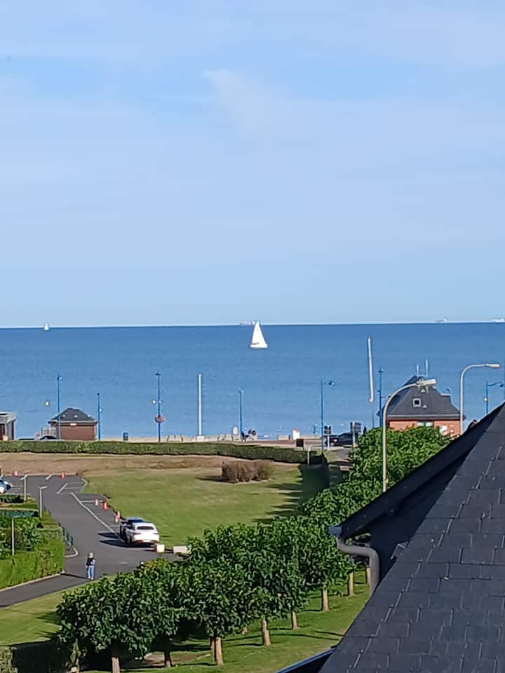 Logement Entier, Vue Sur La Mer. Les Embruns. - Villers-sur-Mer