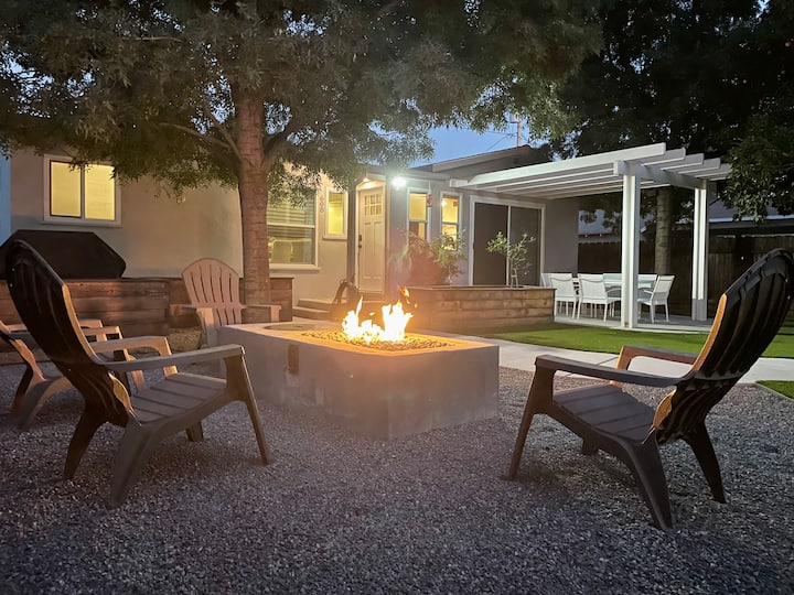 Private Retreat W/ Fire Pit Near Sequoia Nat. Park - Visalia, CA