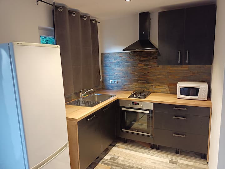 Studio Neuf Indépendant, Calme - Chambly