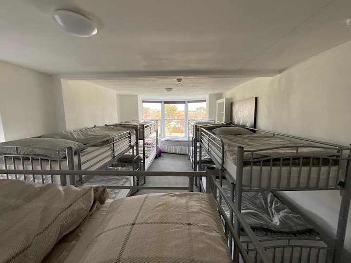 10 Bed Dorm - Newquay