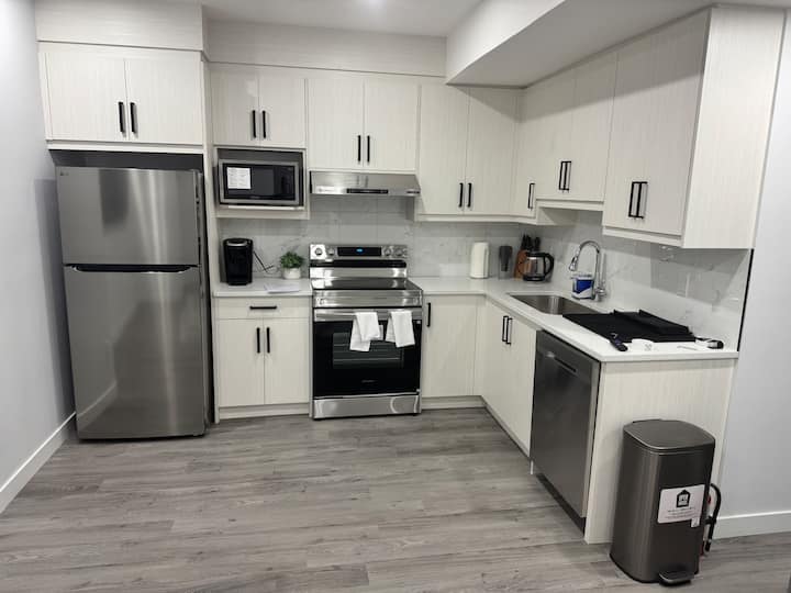 Modern Secondary Suite In Seton (Private Entrance) - Calgary