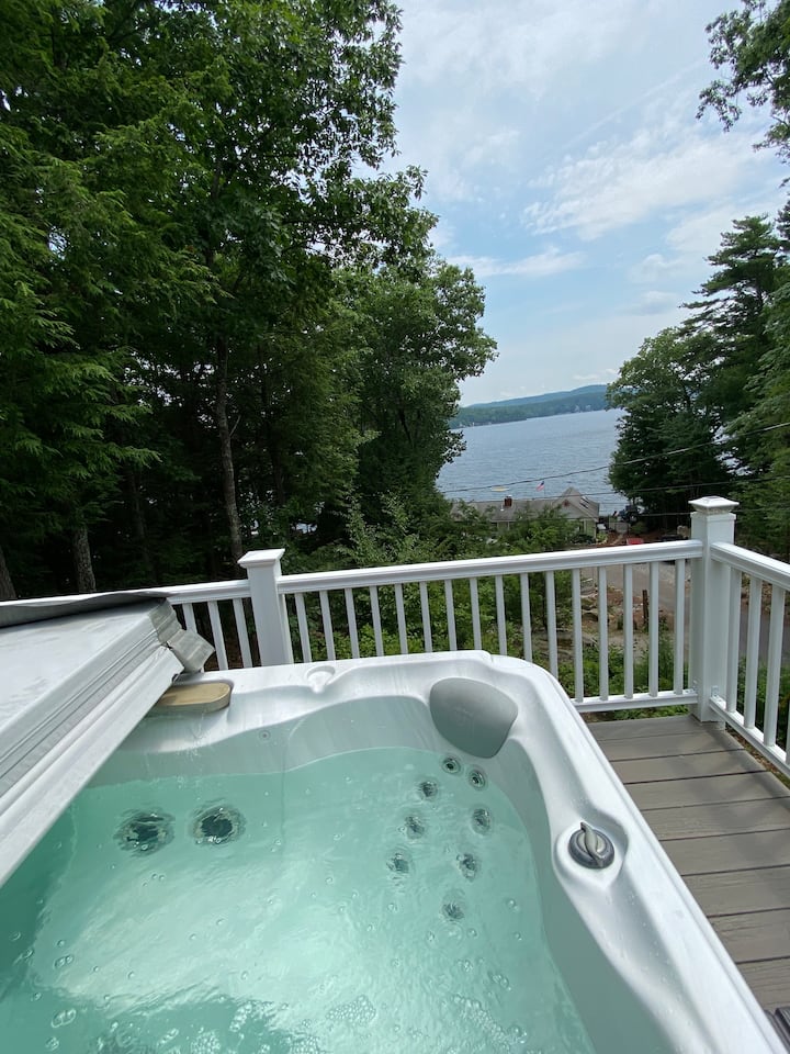 Alton Bay ~ Lake Winnipesaukee Amazing View~hottub - Alton, NH