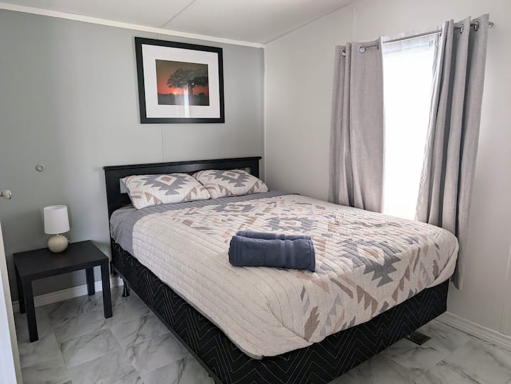 Cozy Bedroom W/private Bathroom - Port Arthur, TX