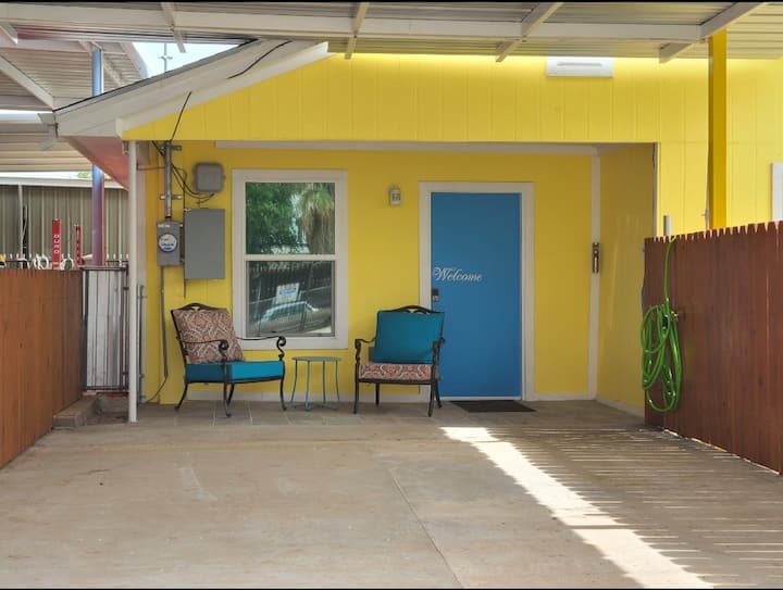 Sleeps Up To 4 In Central Laredo
Pets Welcomed! - Laredo, TX