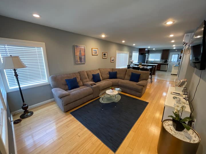 Near Sea World & Beaches. 1 Story House, 2 Bedroom - South Park - San Diego