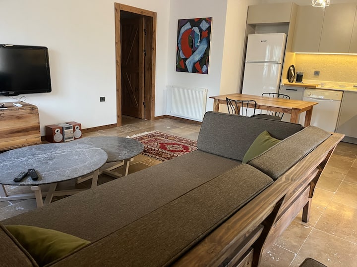 Rende Sanat Konuk Evi Bird 1 - Seferihisar