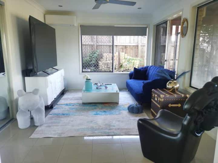 Comfy Room In A Peaceful Suburb - Oxley