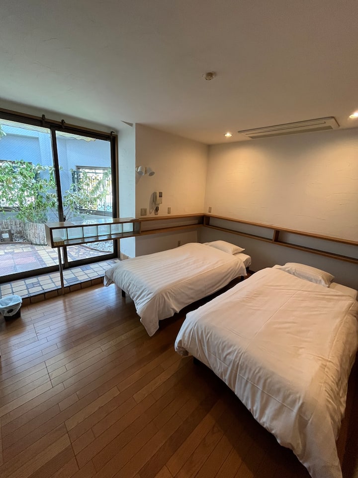 駅3分/最大19名/1フロア貸切/梅田/大阪城/万博/usj/難波/日本橋/大阪市内/ベット15台 - Osaka