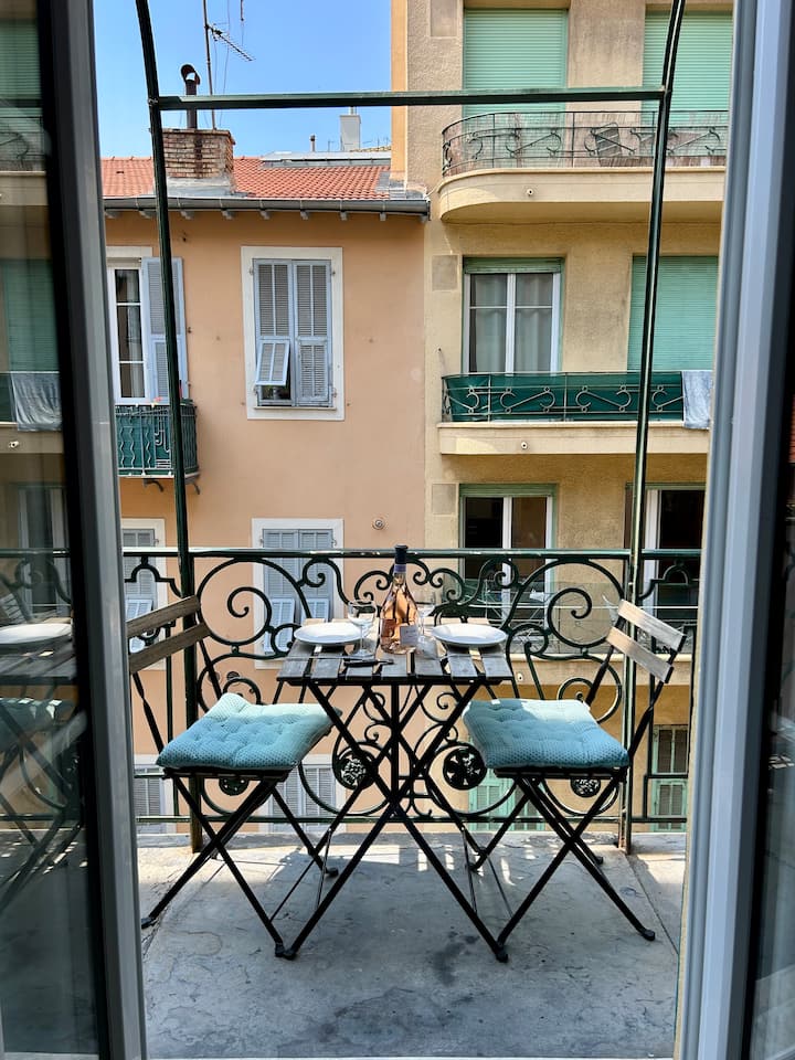 Charmant Studio Avec Balcon à 5min De La Plage - Nizza