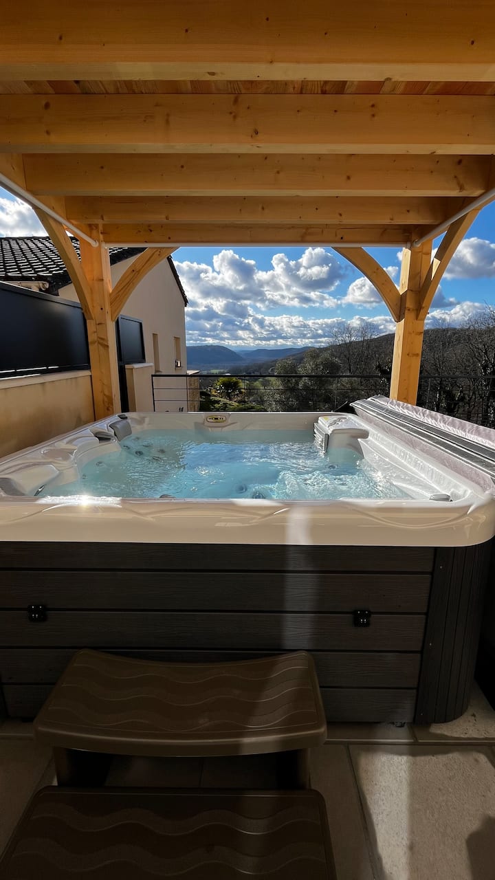 Maison Avec Spa Privatif Et Vue Sur La Vallée - Souillac