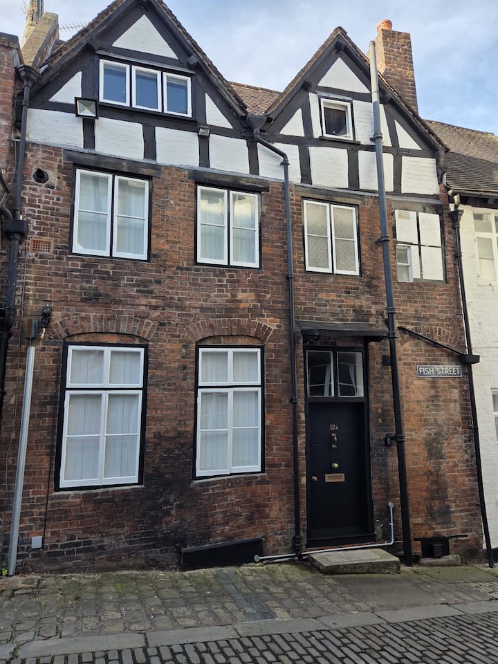 13th-century Gem In Shrewsbury - Shrewsbury